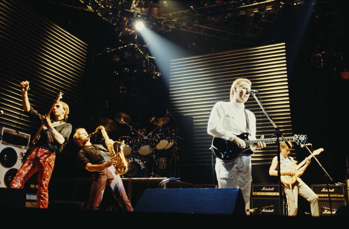 'Men at Work' singer Colin Hay, talks new cover album ahead of ...