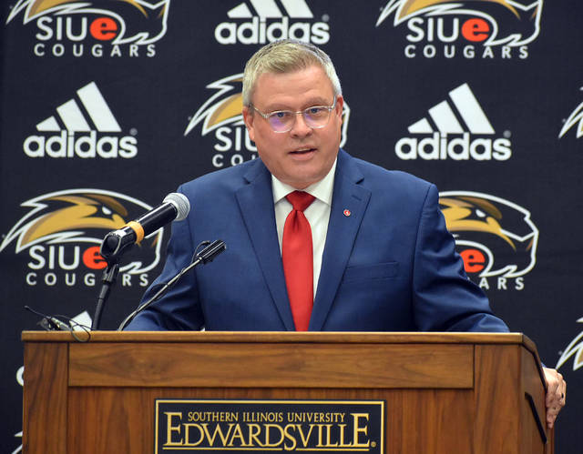 SIUE extends contract of AD Tim Hall
