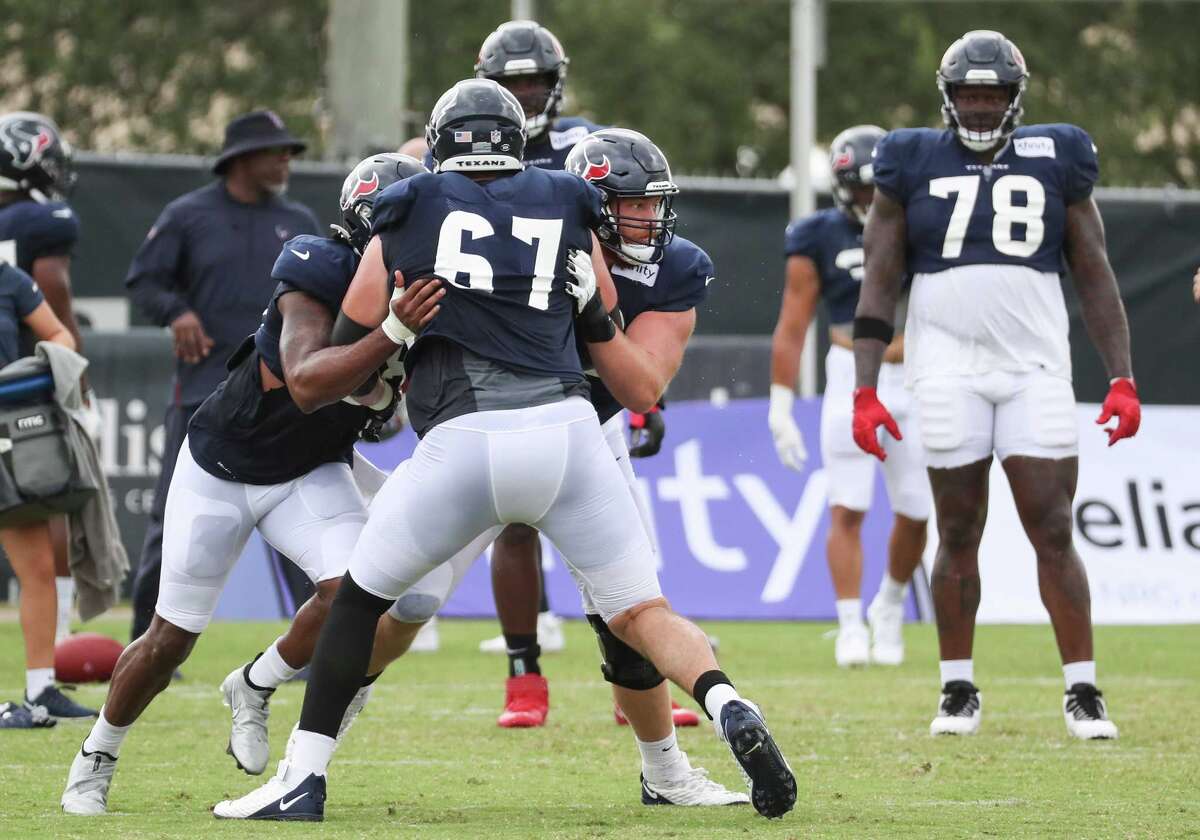 Texans camp: Tyrod Taylor continues to impress