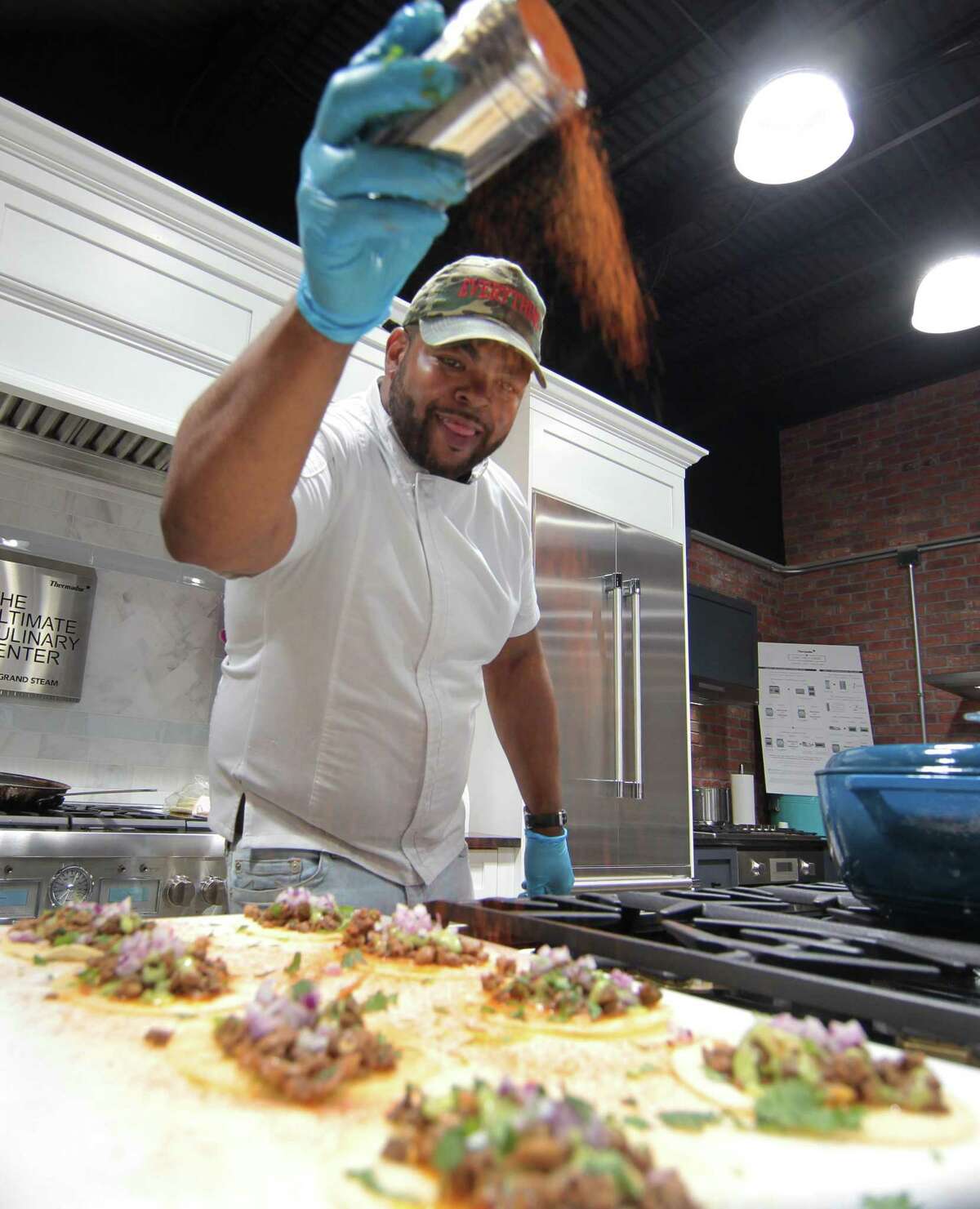 In Photos: Foodies get early taste of Hey Stamford! Food Festival