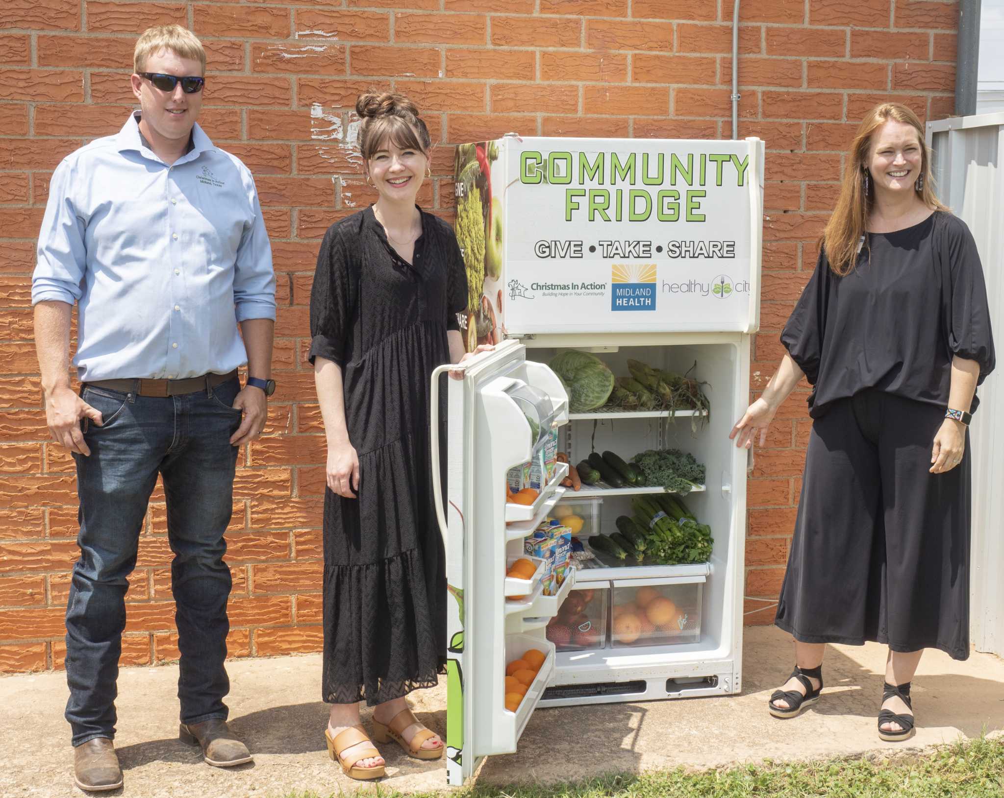 Community Fridge opens in Midland
