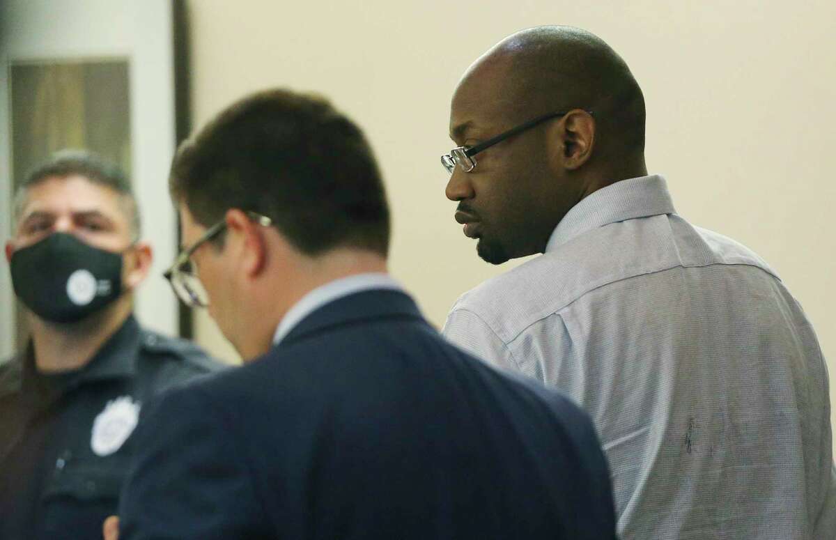 ‘Why didn’t he go after me?’ Psychiatrists talk to jury that will ...