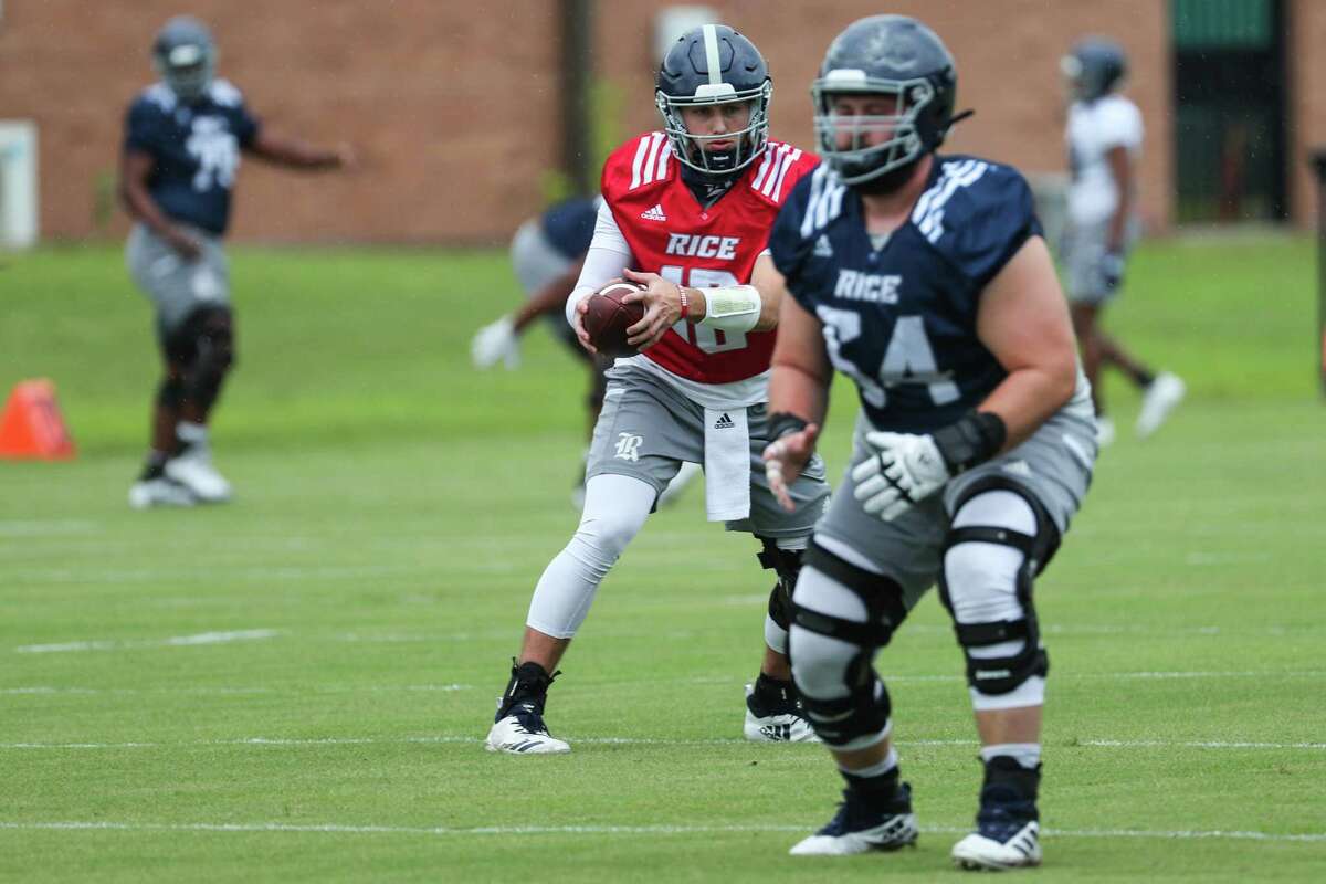 Rice opens football camp