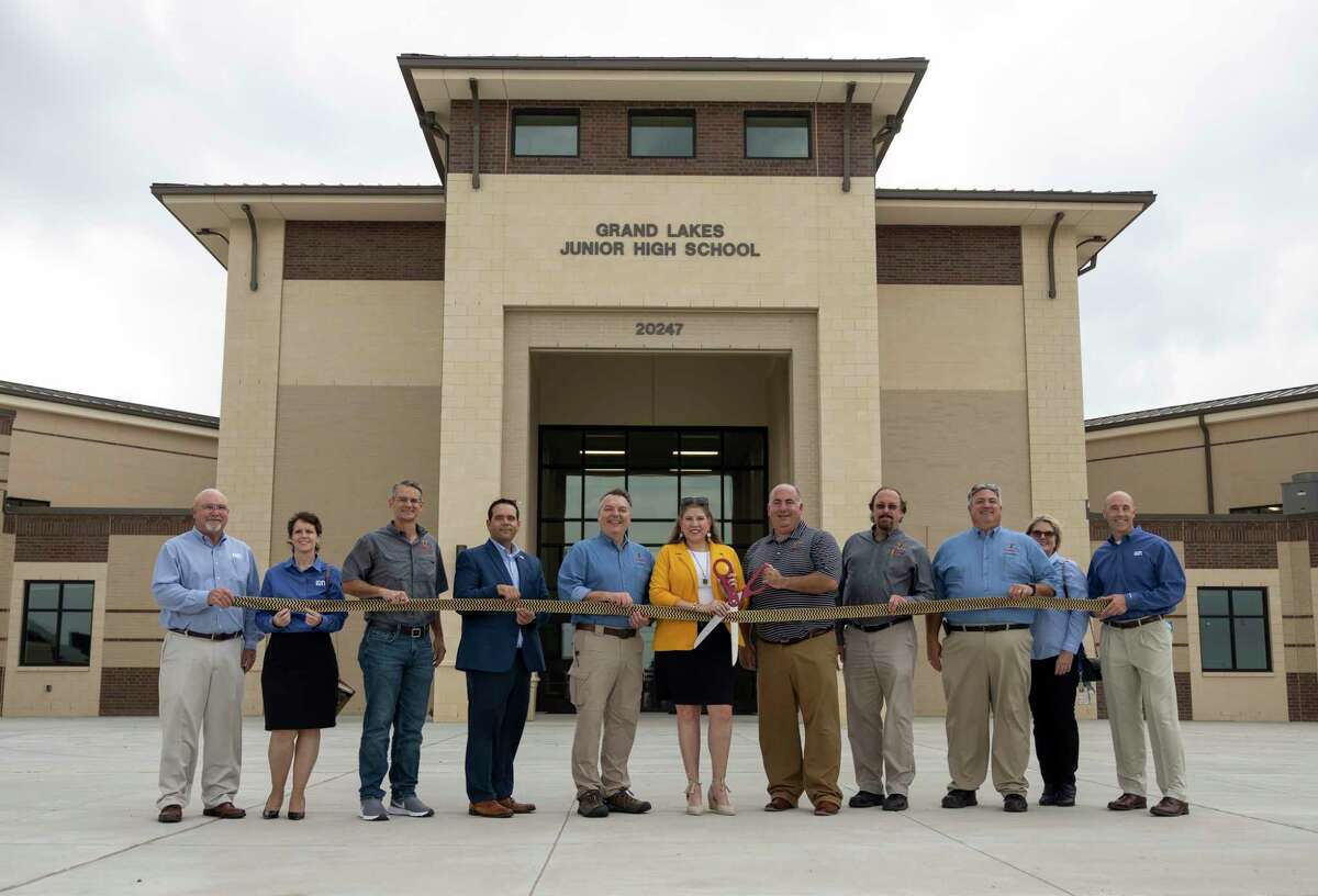 Tomball ISD celebrates opening of new Grand Lakes Junior High