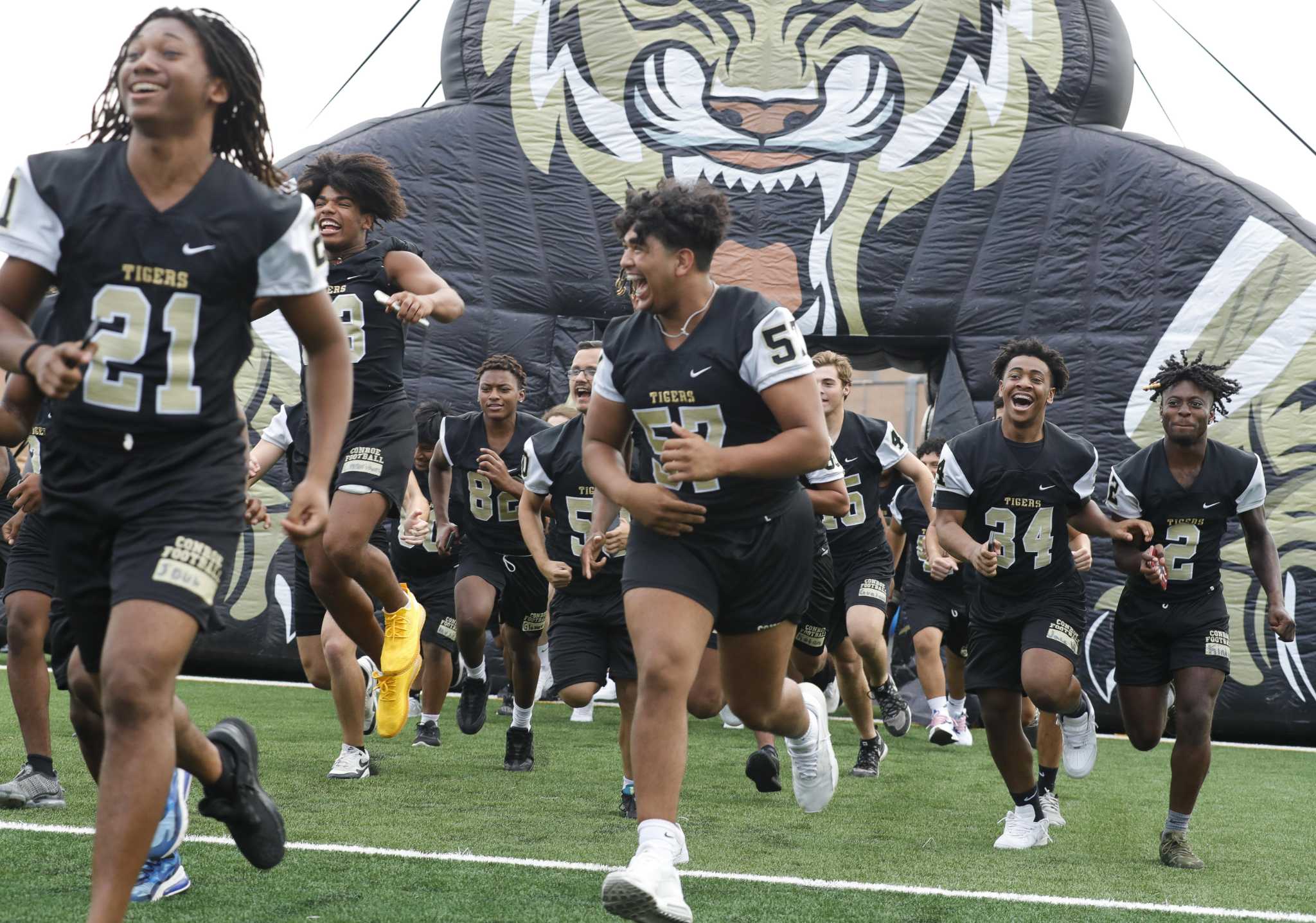 ATHLETICS: ‘Meet the Tigers’ returns to Moorhead Stadium