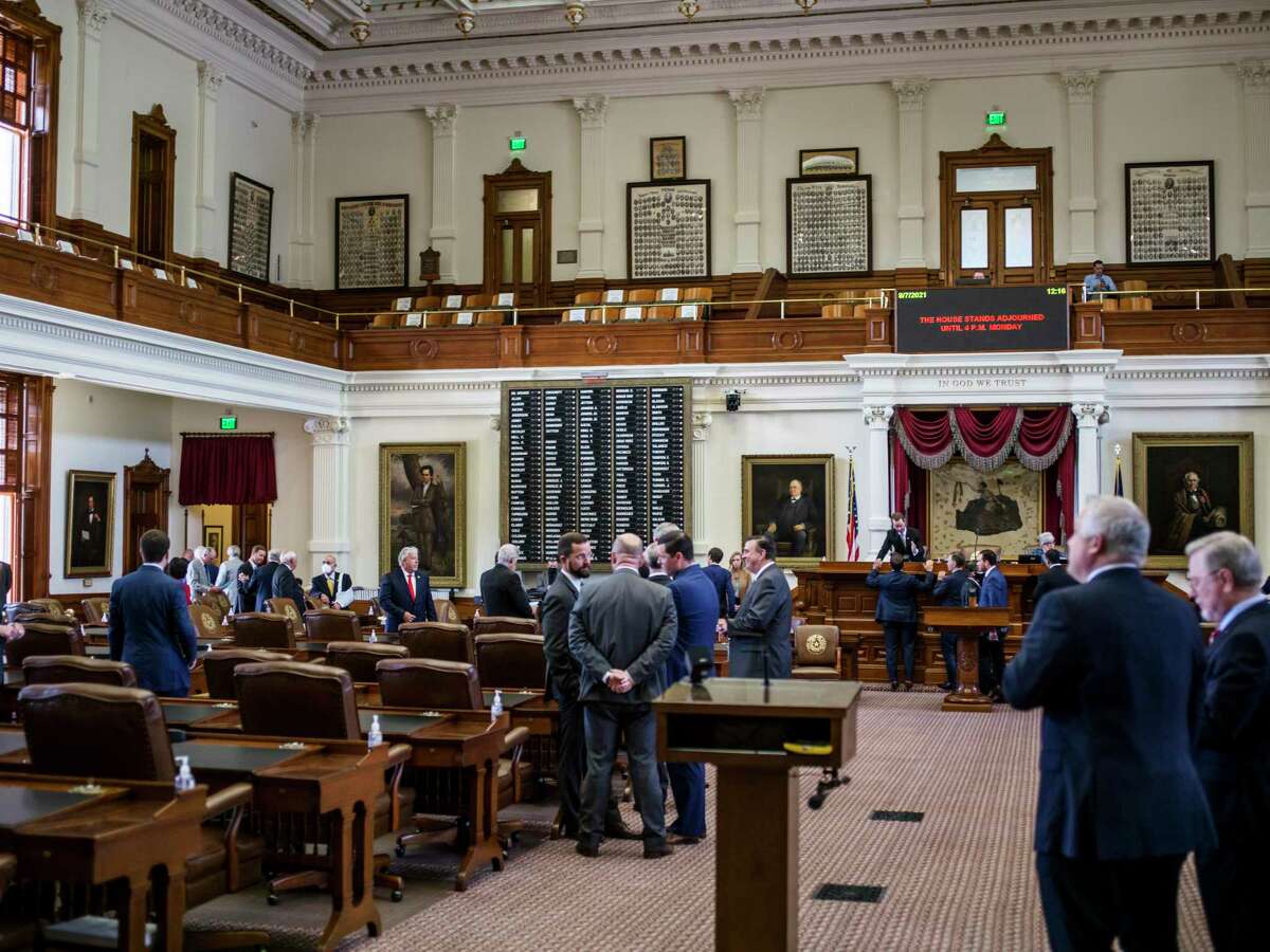 Texas House advances GOP elections bill
