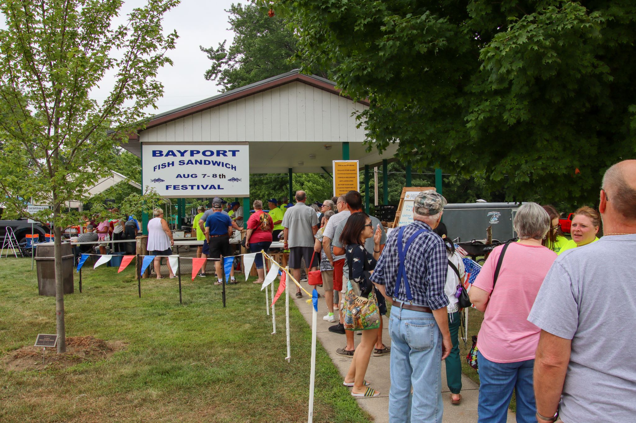 Bay Port Fish Sandwich Festival draws crowds
