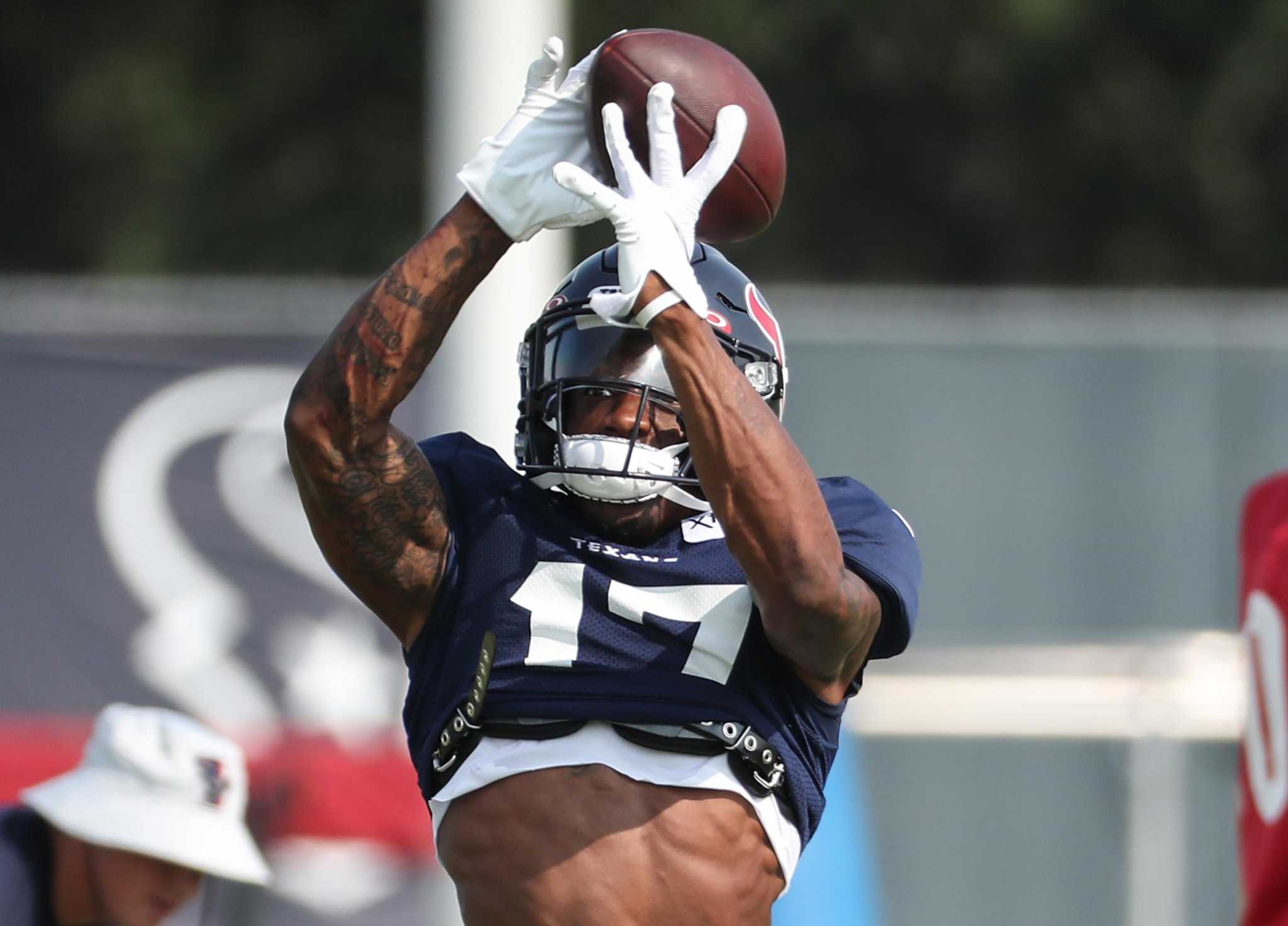 McClain: Rebuilding process finds Texans getting older, not younger