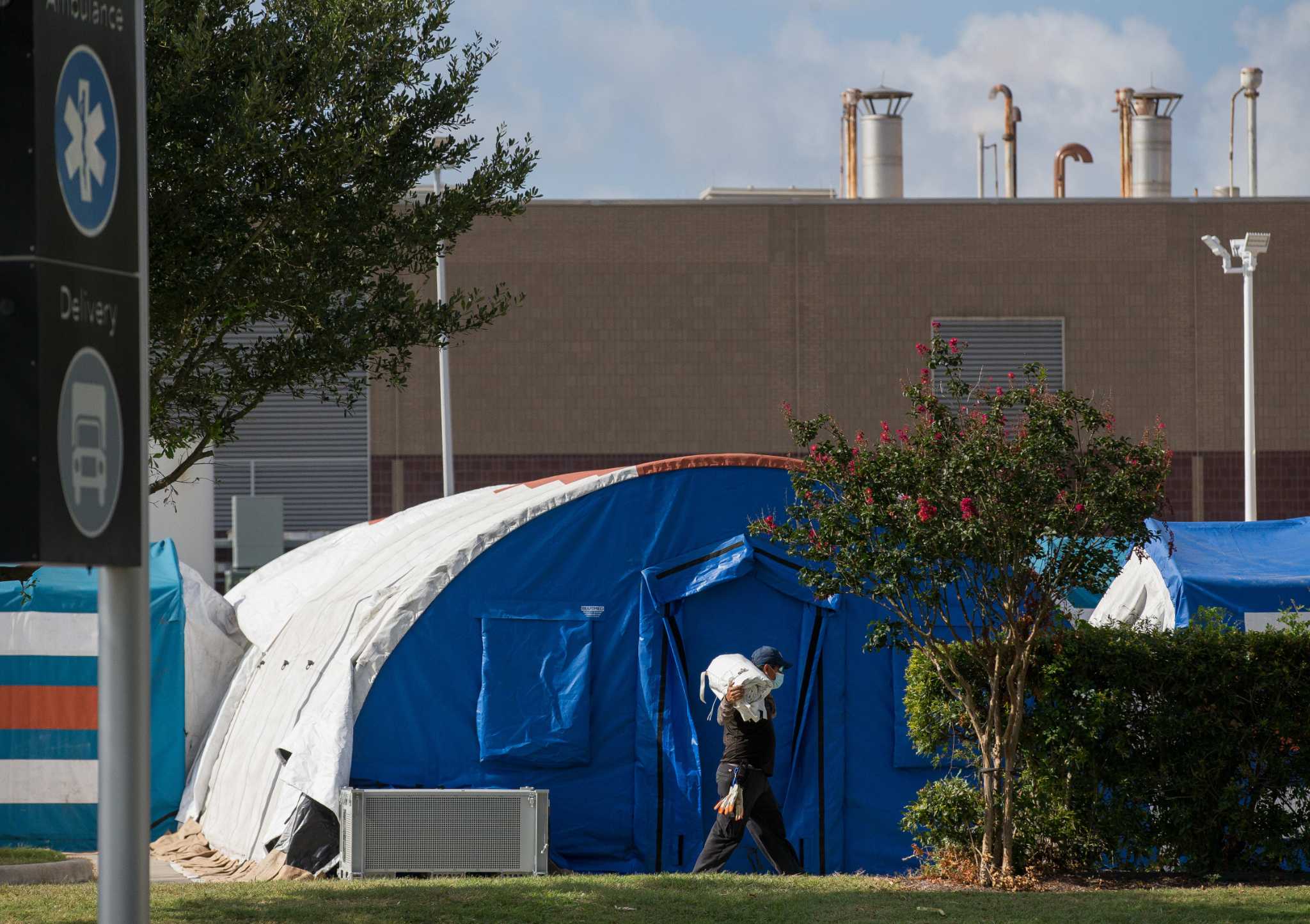 Overflow COVID tents pop up outside LBJ Hospital as delta pushes Harris ...