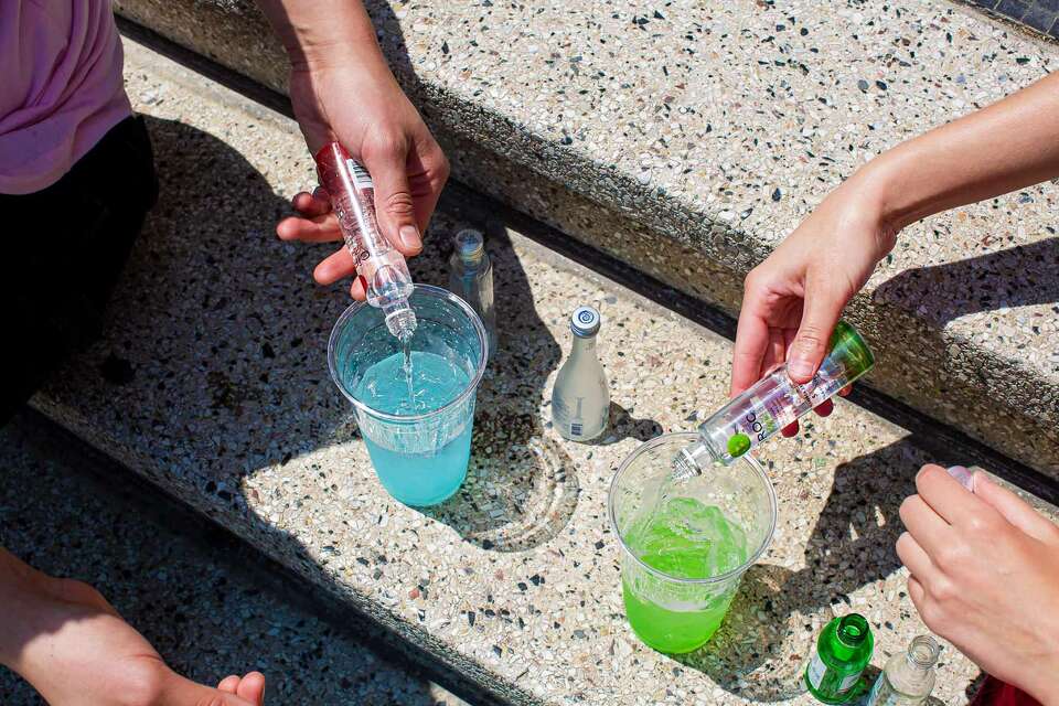 How corner store cocktails in Ziplock bags became legendary in SF