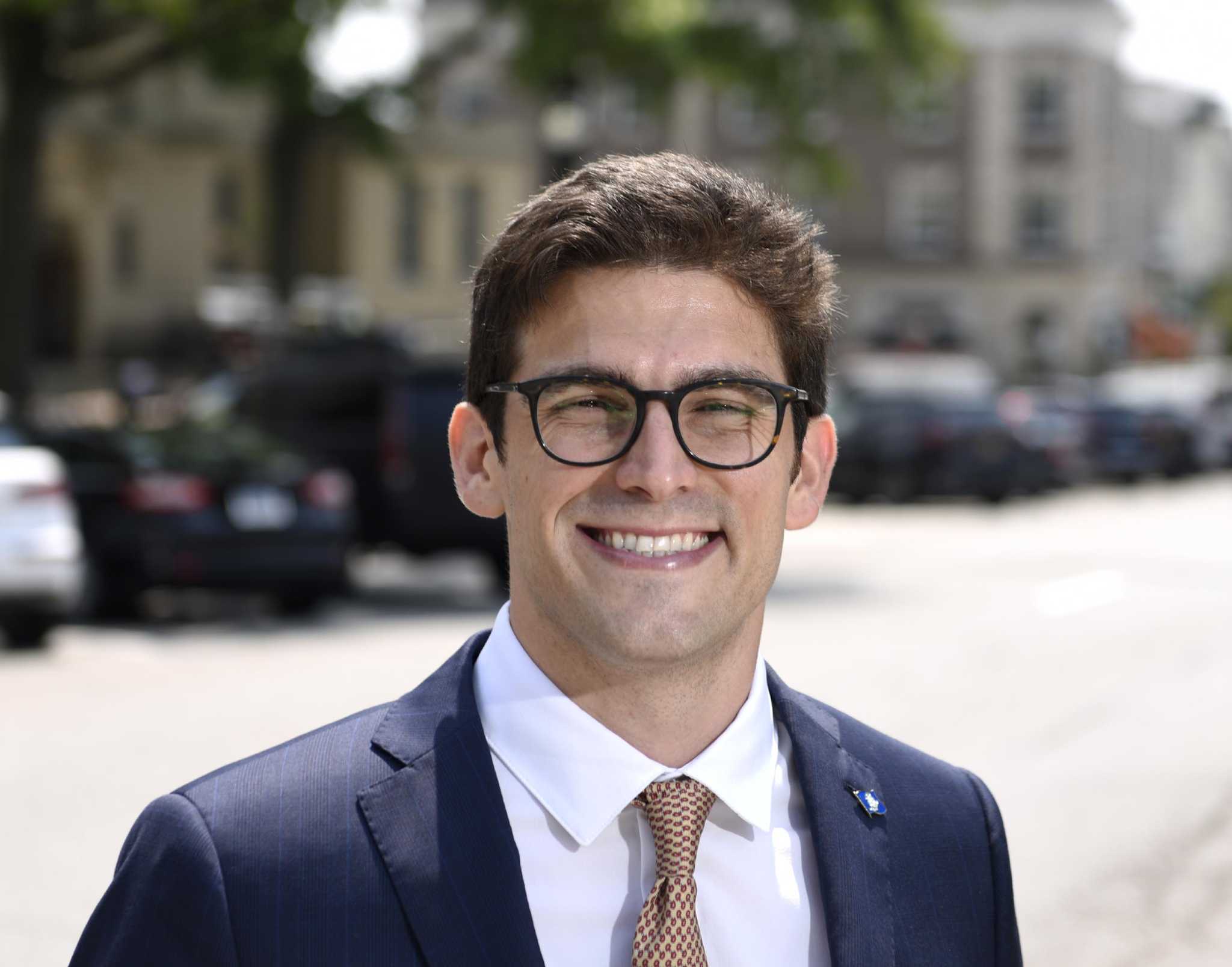 Opinion: Trump drove me to become a Democrat. Greenwich Republicans ...