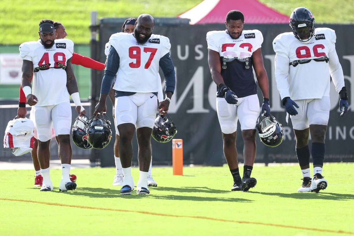 McClain: Maliek Collins is Texans’ middle man on defensive front