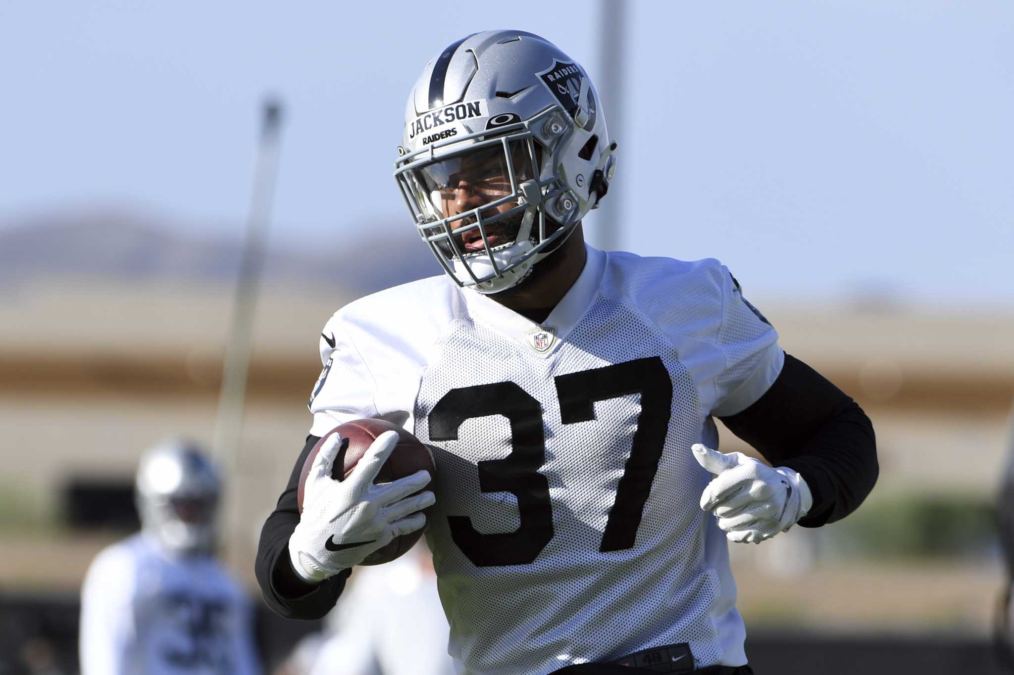 New running back Darius Jackson practices with Texans for first time