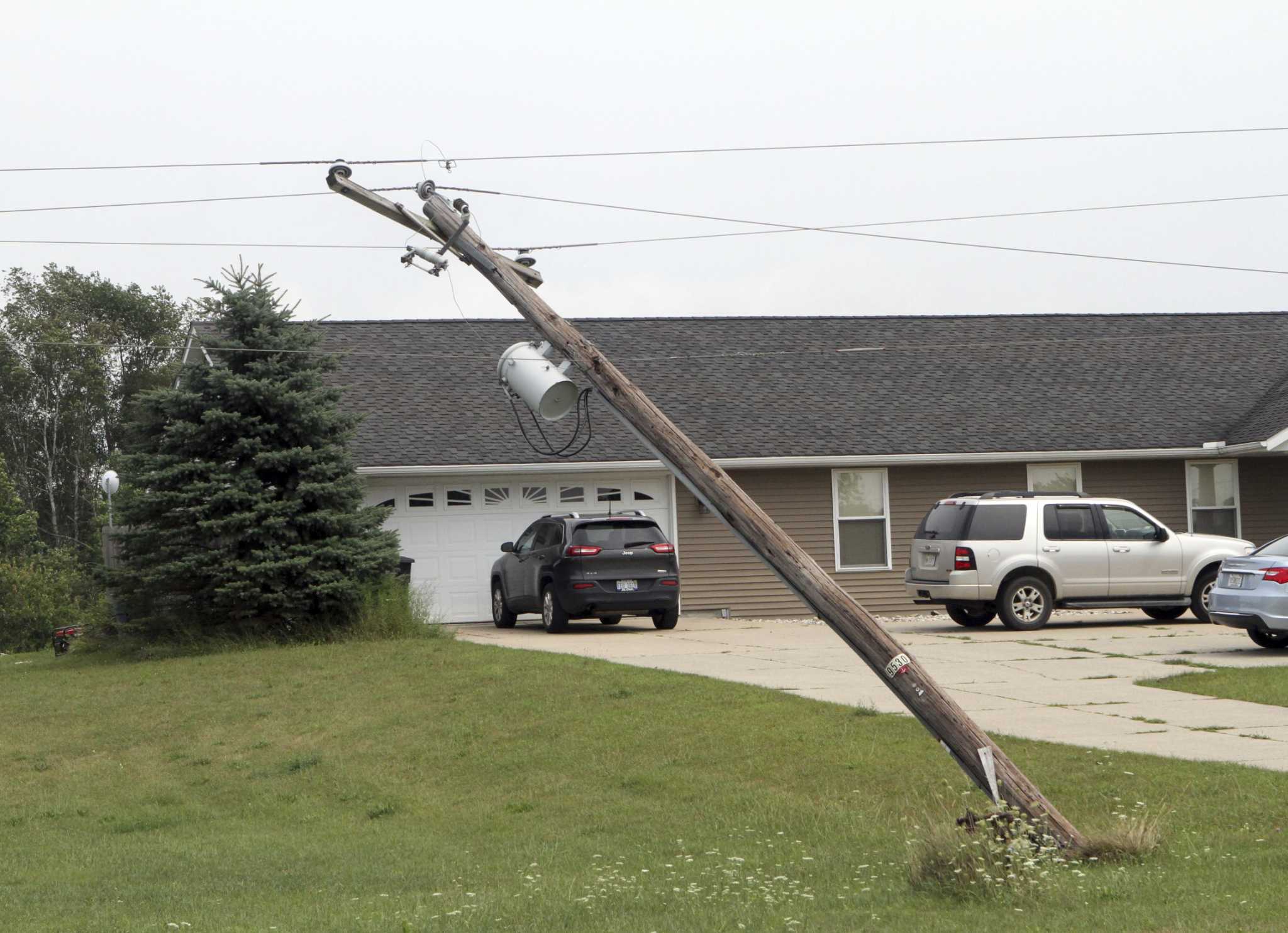 How to stay safe around downed power lines as spring storms develop