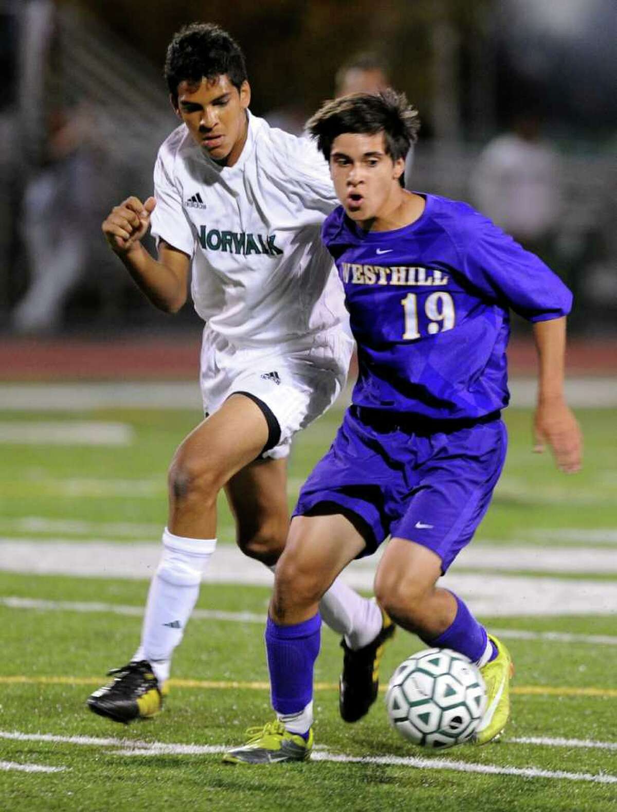 Norwalk boys soccer: Bears open up with convincing win