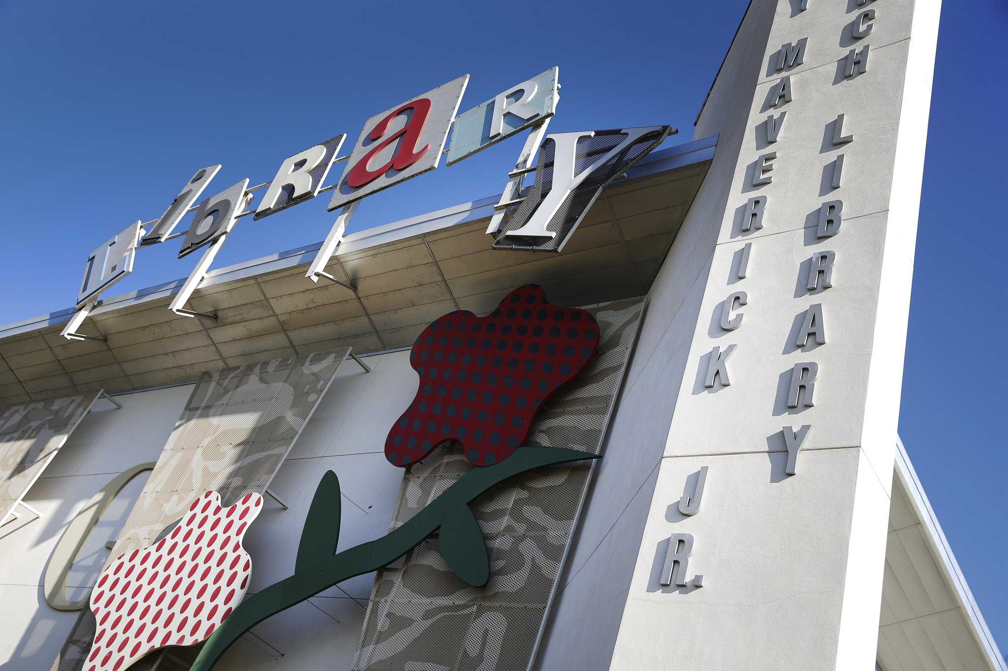 Commentary: Enhanced library cards are much-needed IDs