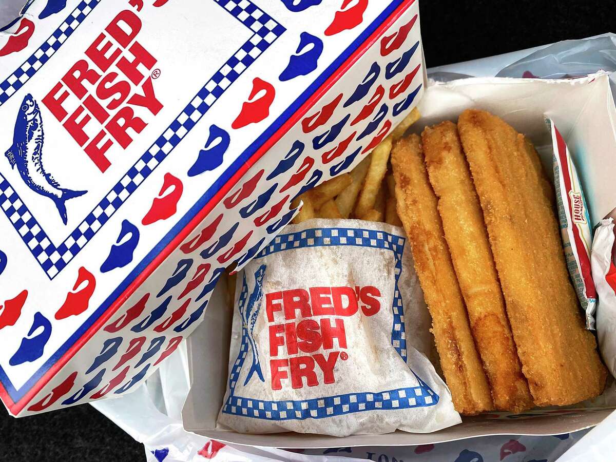 Fred’s Fish Fry vs. Sea Island Shrimp House: Who will win this San ...