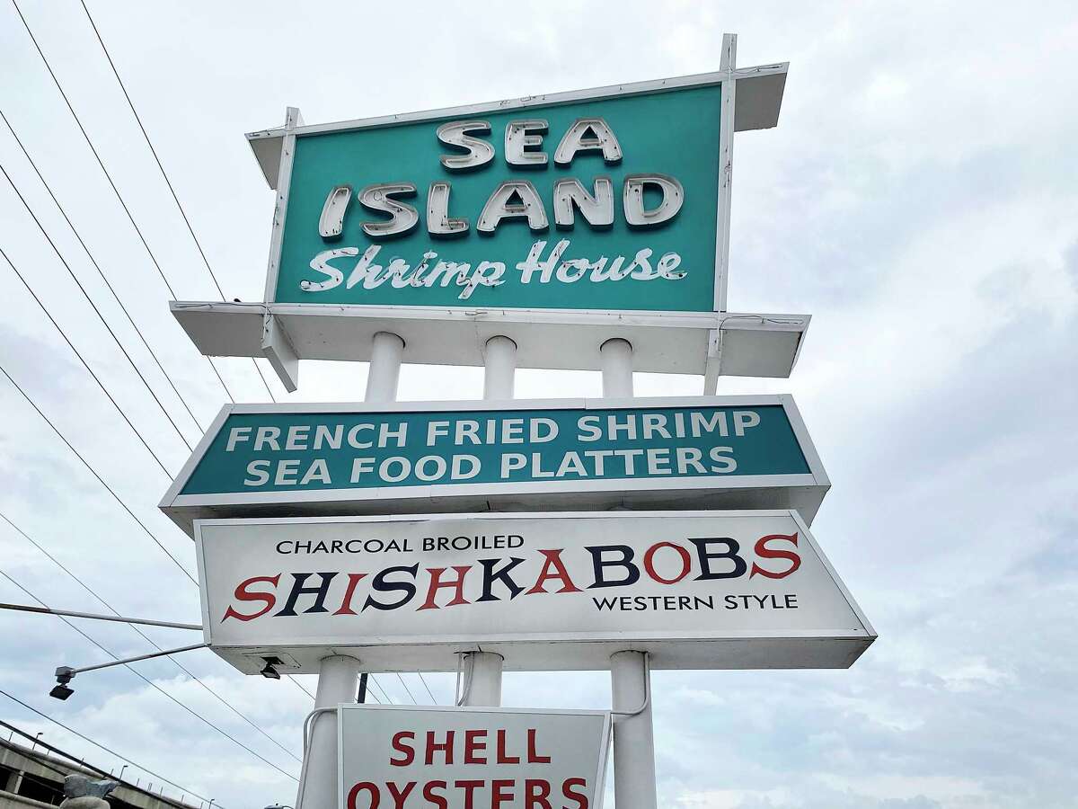 Fred’s Fish Fry vs. Sea Island Shrimp House: Who will win this San ...