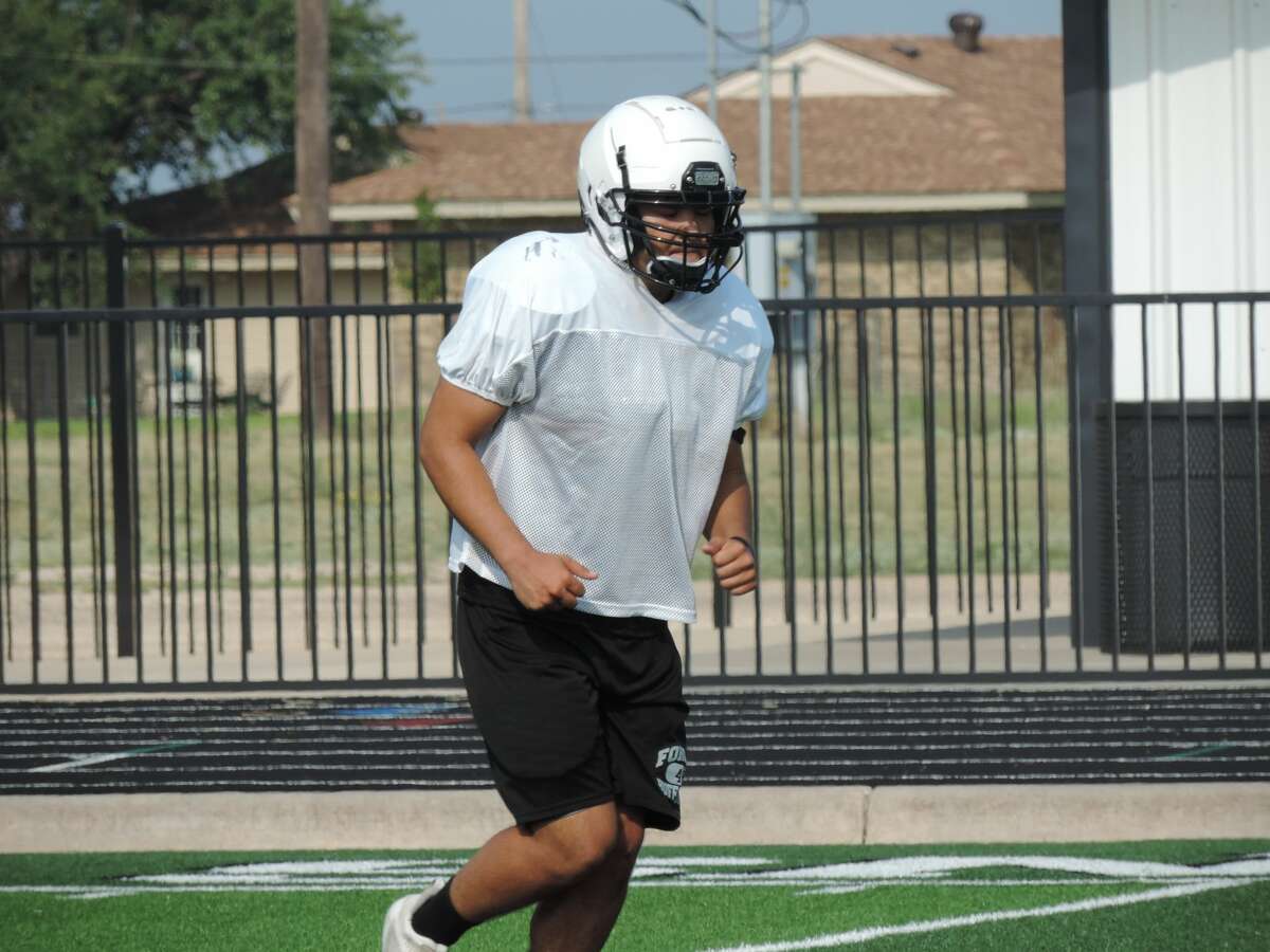 2021 HS FOOTBALL PREVIEW: Hernandez carries heavy load for Forsan