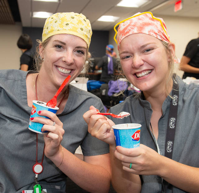 SIU SDM greets, treats students at Welcome Fair