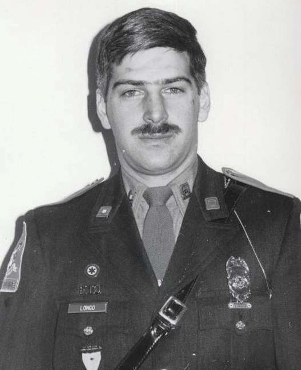 After cancer battle, retired CT police sergeant dies of COVID complications