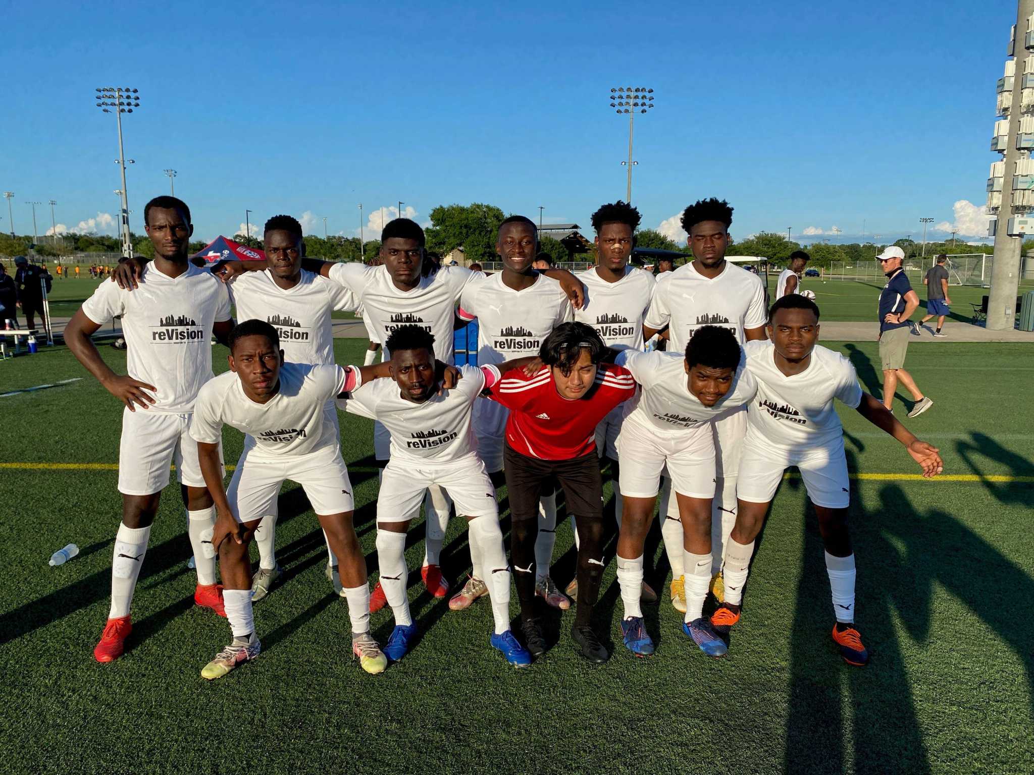 Southwest Houston soccer team of 24 immigrants finds path to college