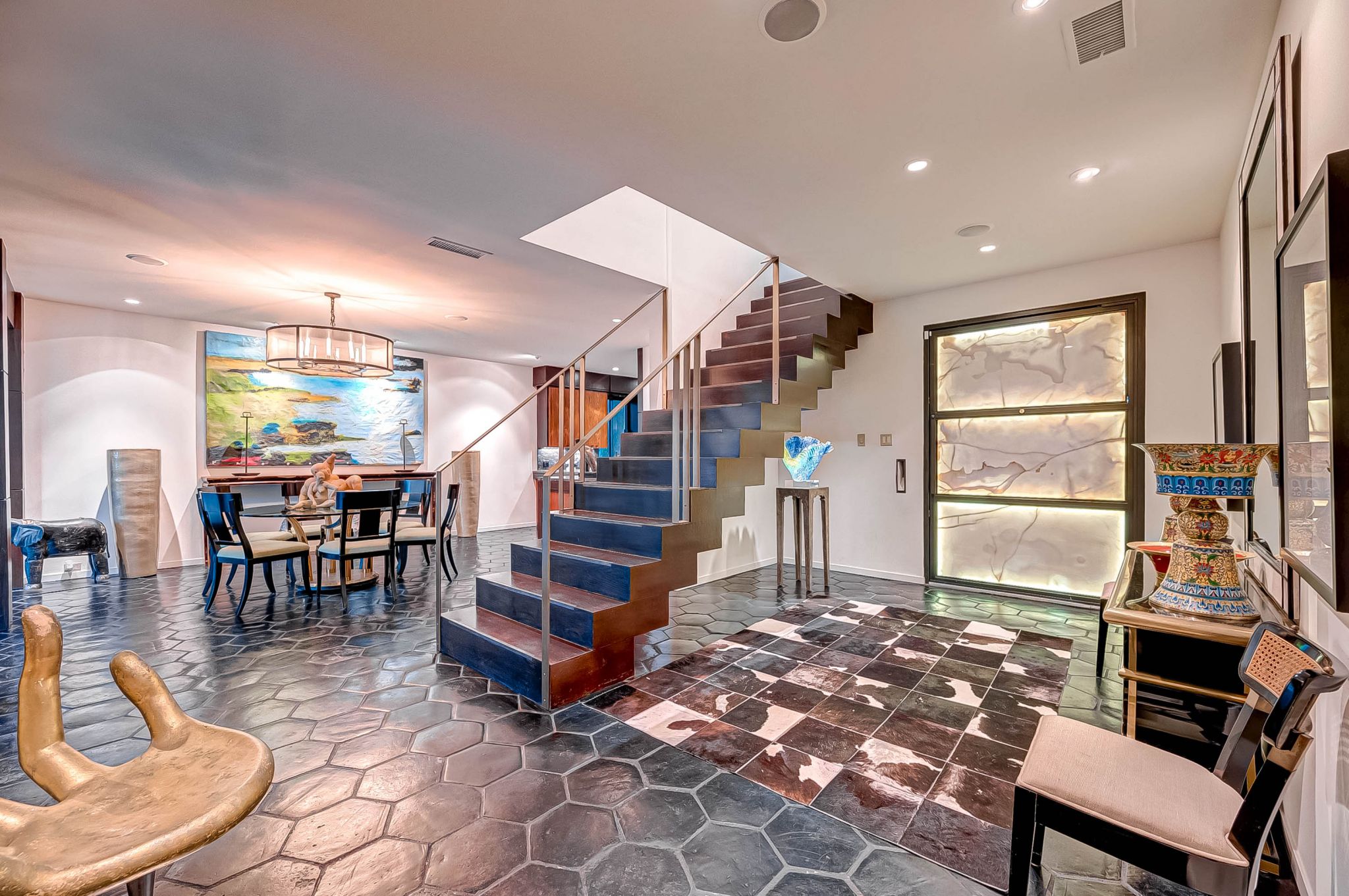 Take a look at this Houston home with treehouse vibes for sale