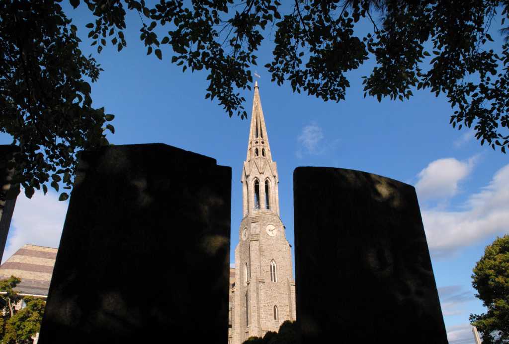 Greenwich, Close Up: New Burial Ground Cemetery