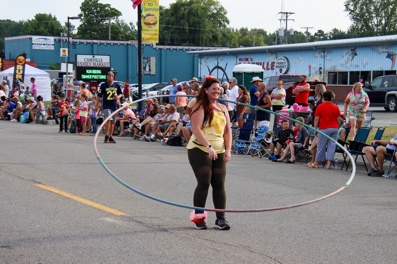 Thousands turn out for Caseville's Parade of Fools