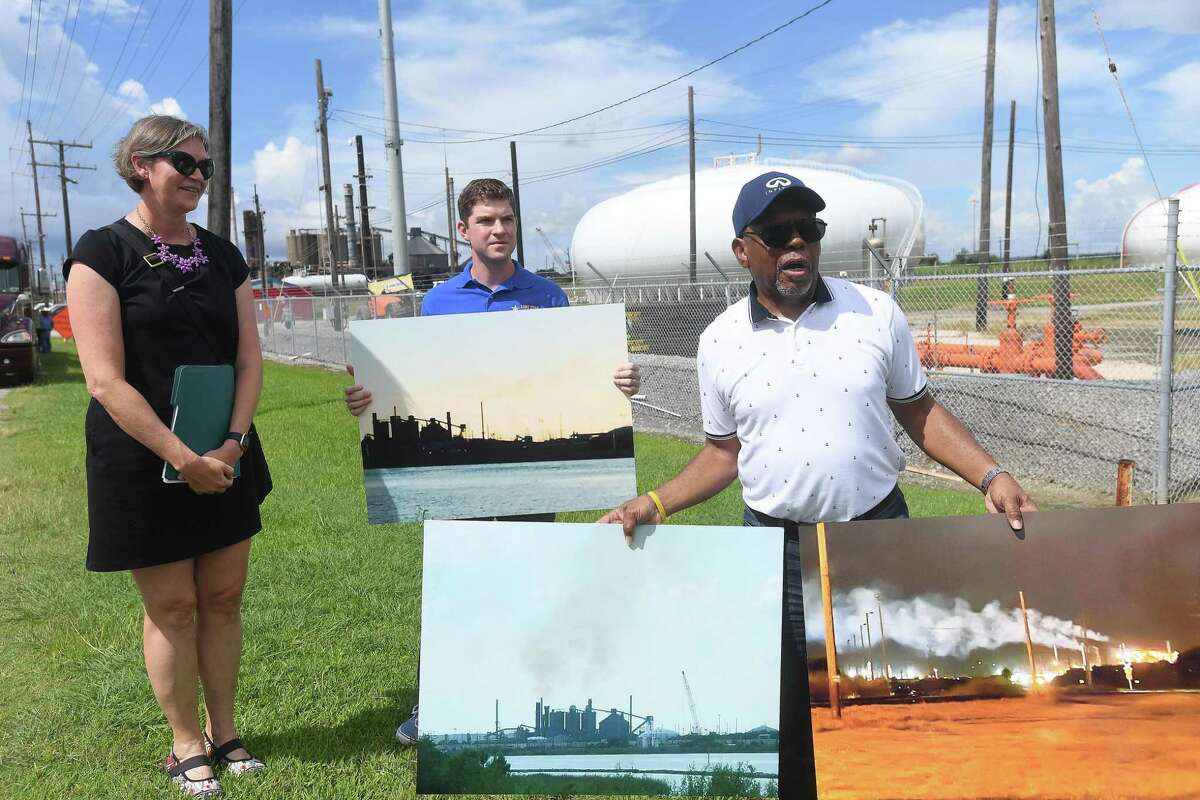 PA residents call for federal investigation into Oxbow