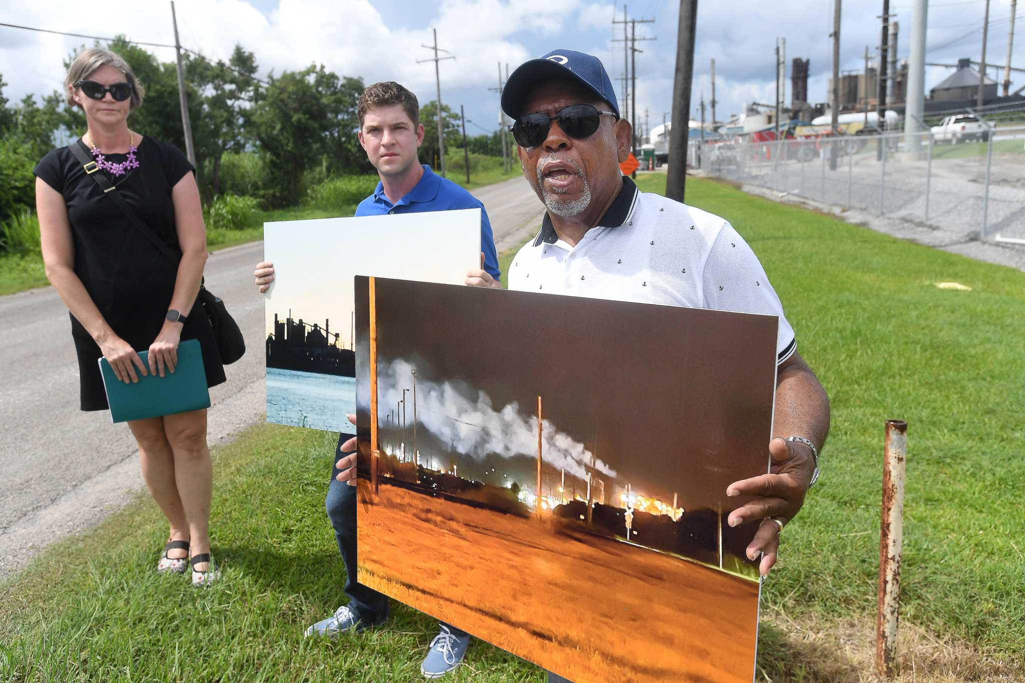 PA residents call for federal investigation into Oxbow