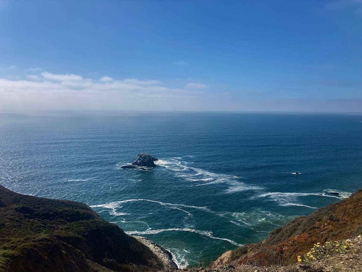 Hammered by landslides, the Devil’s Slide Trail makes for drop-dead ...