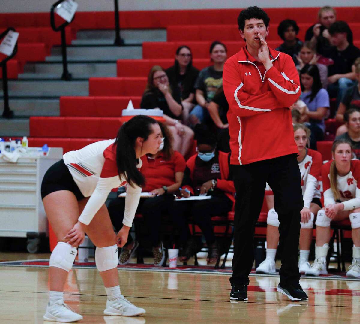 VOLLEYBALL: Willis pulls out five-set win at Splendora