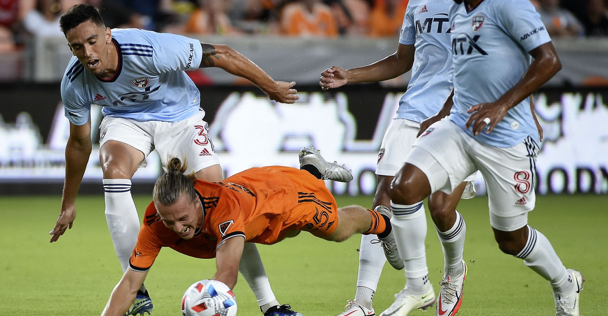 Dynamo draw with FC Dallas to run winless streak to 14 games, a club record