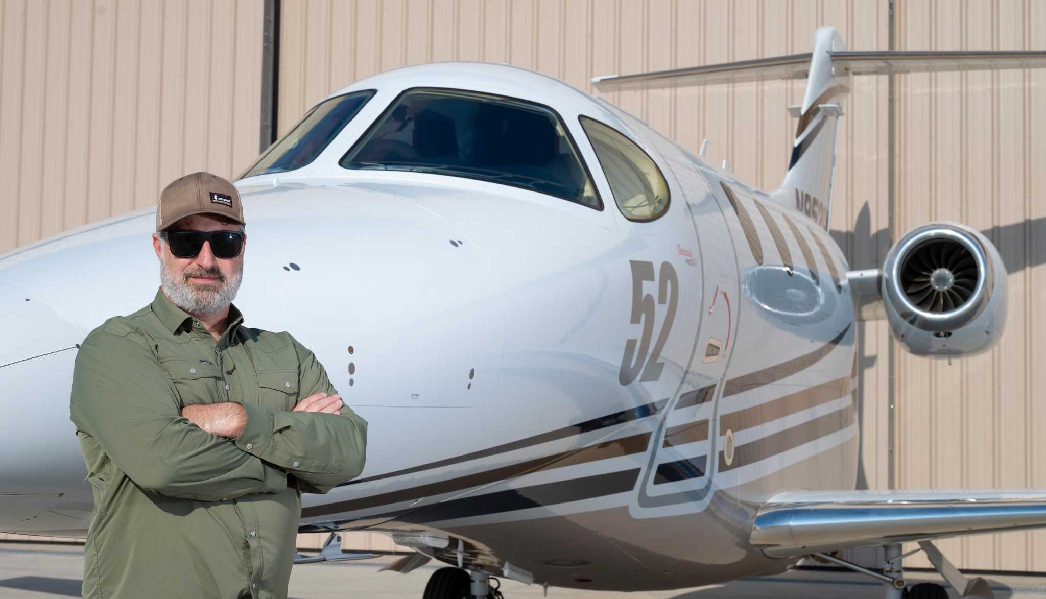 Experienced Laredo pilot flies by the competition