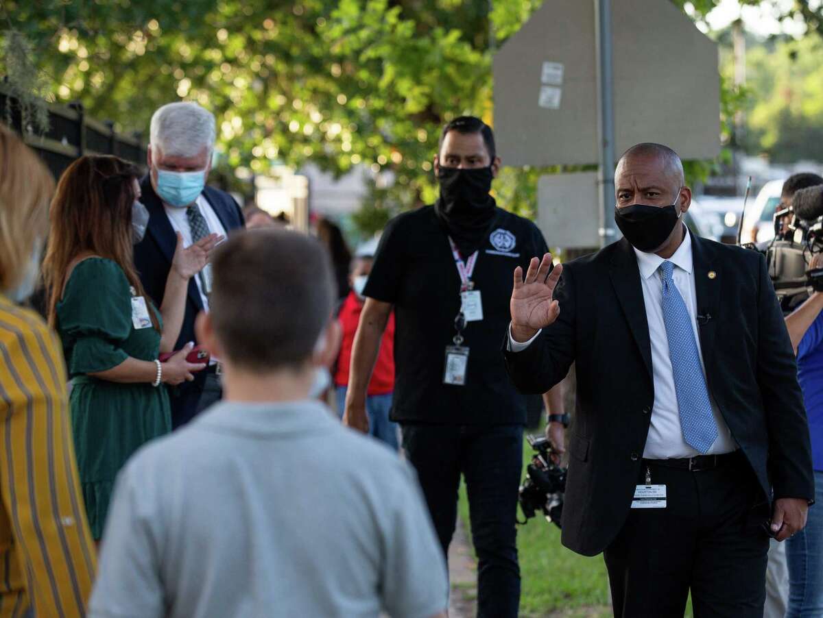 'A day to celebrate': Houston ISD starts new school year amid COVID surge