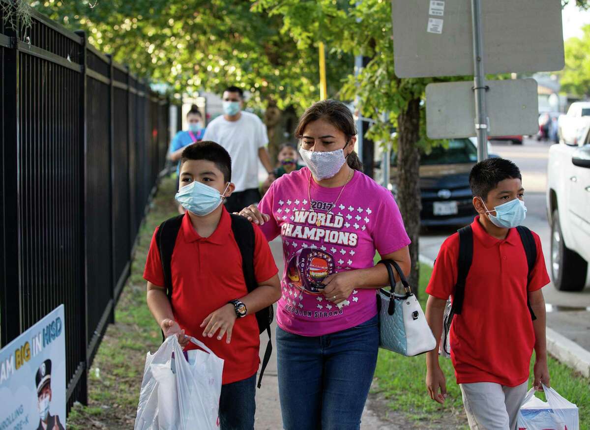 'A day to celebrate': Houston ISD starts new school year amid COVID surge