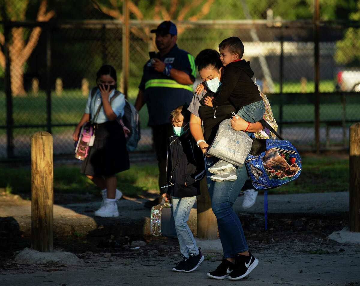 'A day to celebrate': Houston ISD starts new school year amid COVID surge