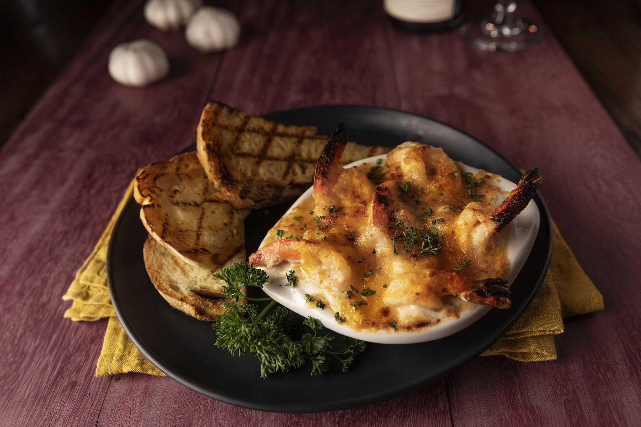 Peli Peli restaurants in Houston and the Woodlands to close