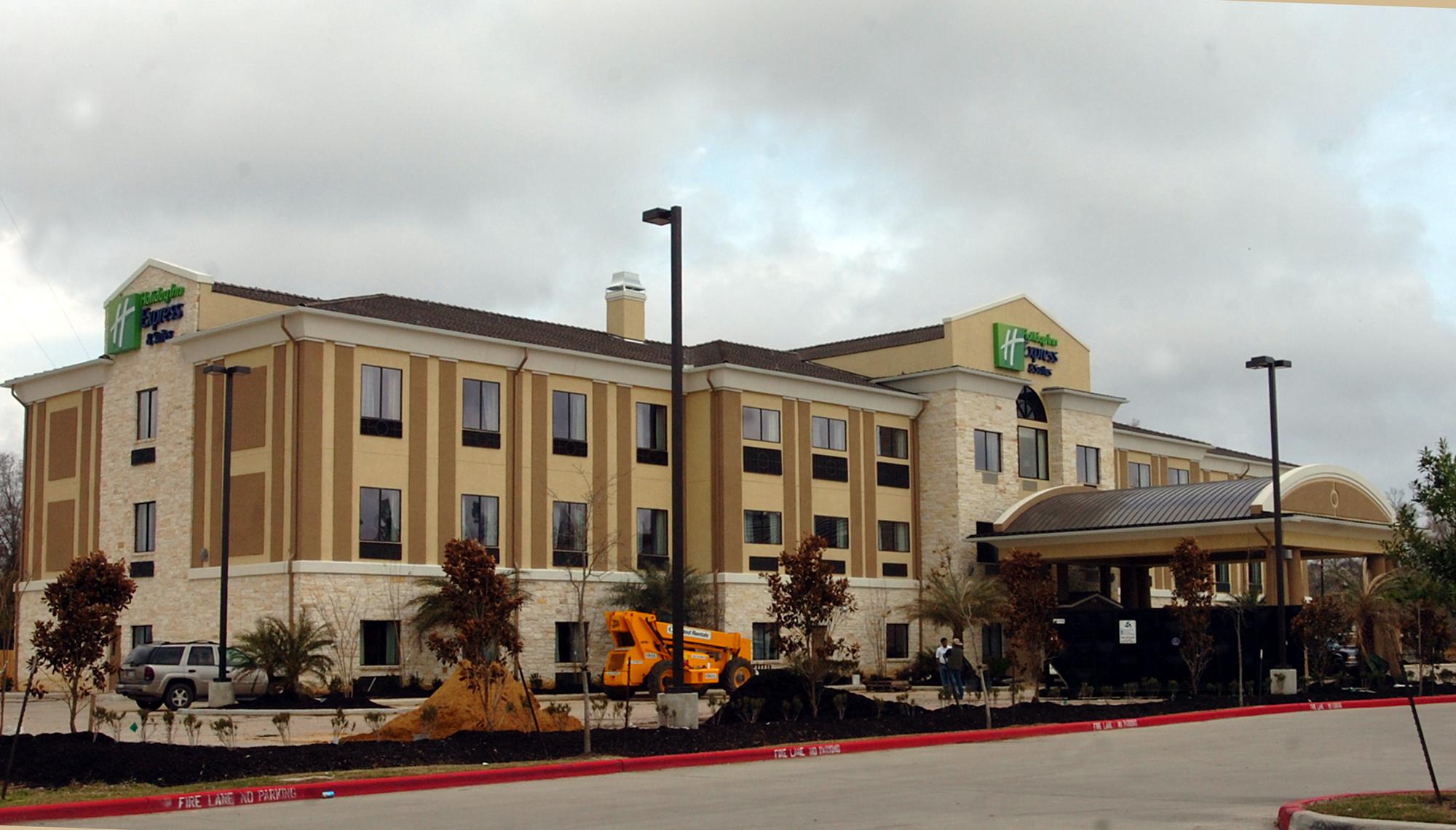 Local Holiday Inn gets new look