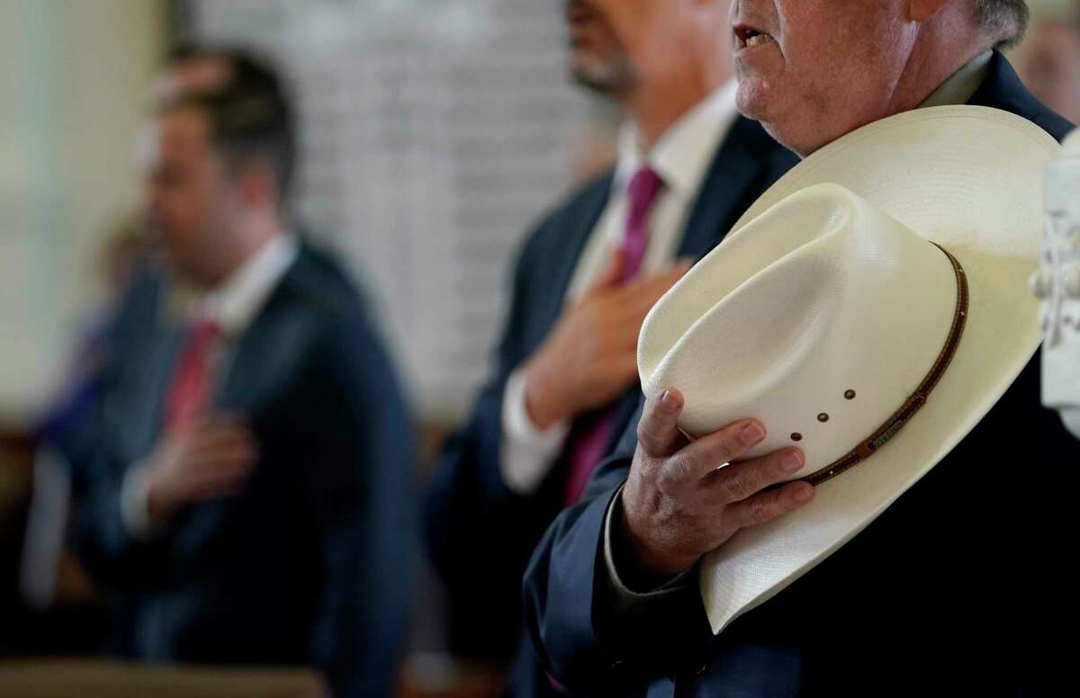 Texas GOP pushes ahead on voting bill with Democrats back