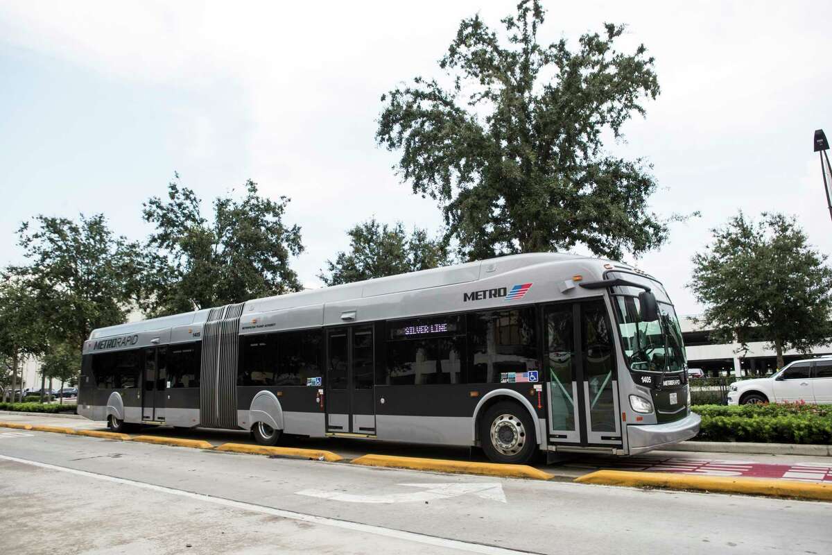 Metro commits to zero emission bus fleet, but gives itself years to ...