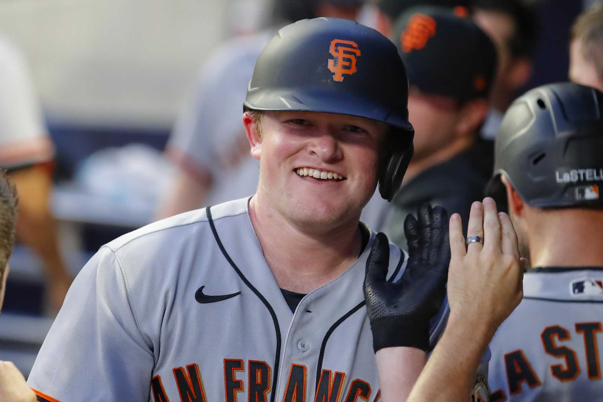 Giants beat Braves 5-0, Logan Webb shows off extreme efficiency with 3 ...