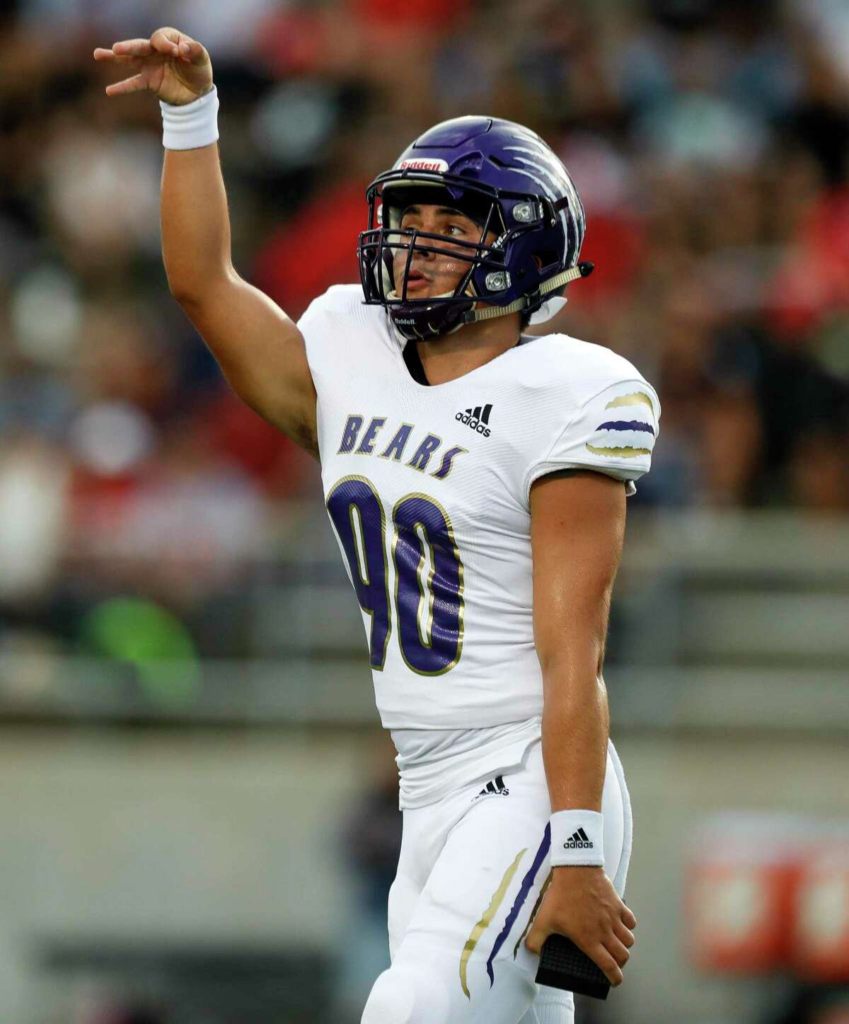 FOOTBALL: Montgomery starts season strong with win at Porter