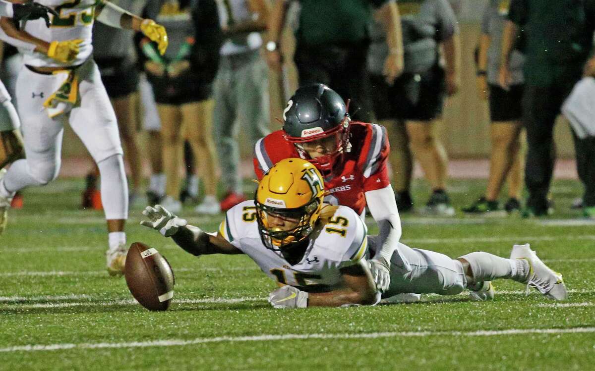 High School Football: Holmes opens season with rout of LEE