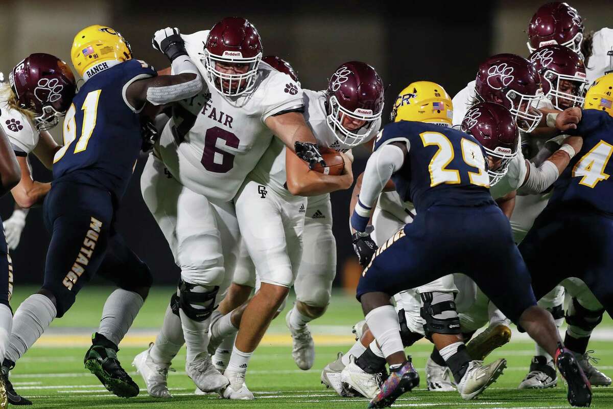Football: Sophomore Trey Owens to start at quarterback for Cy-Fair