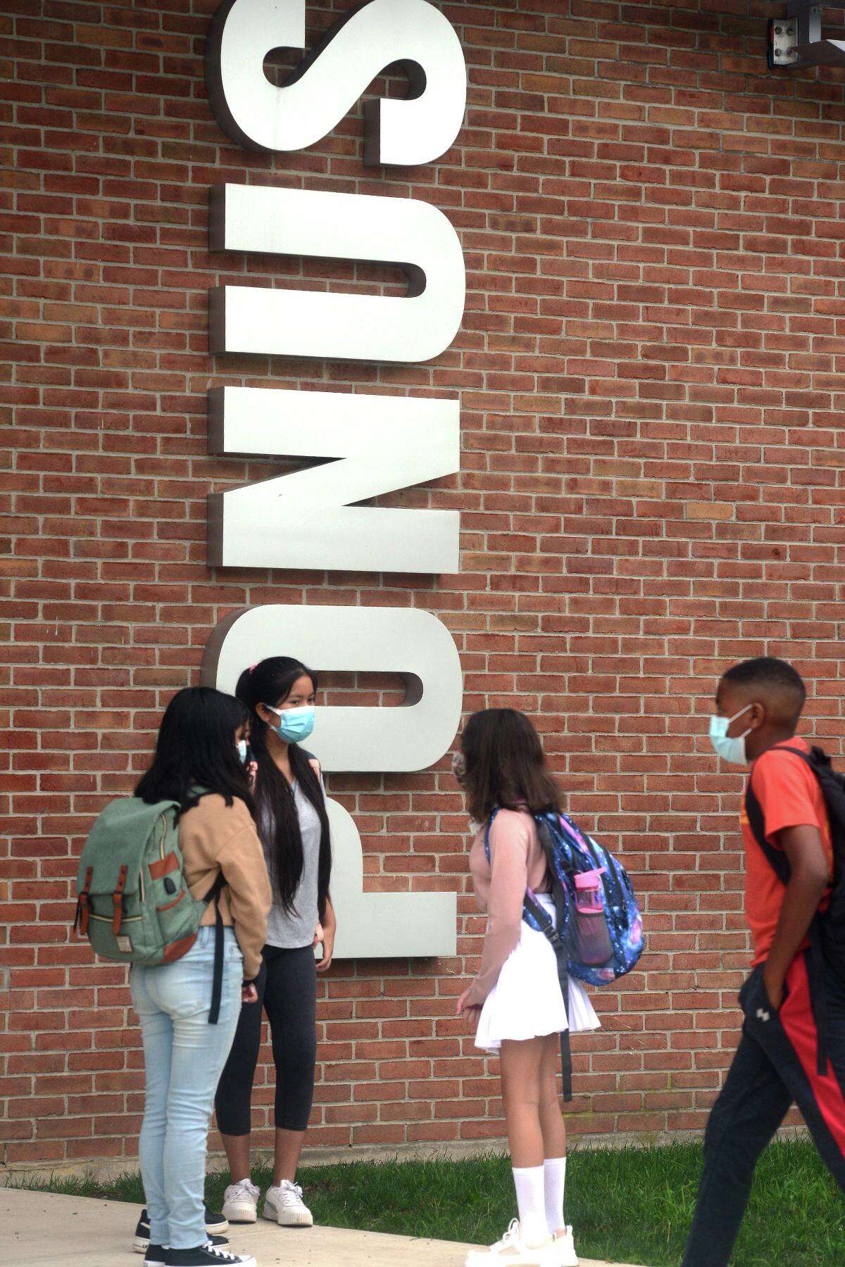 Norwalk welcomes students back for first day of school