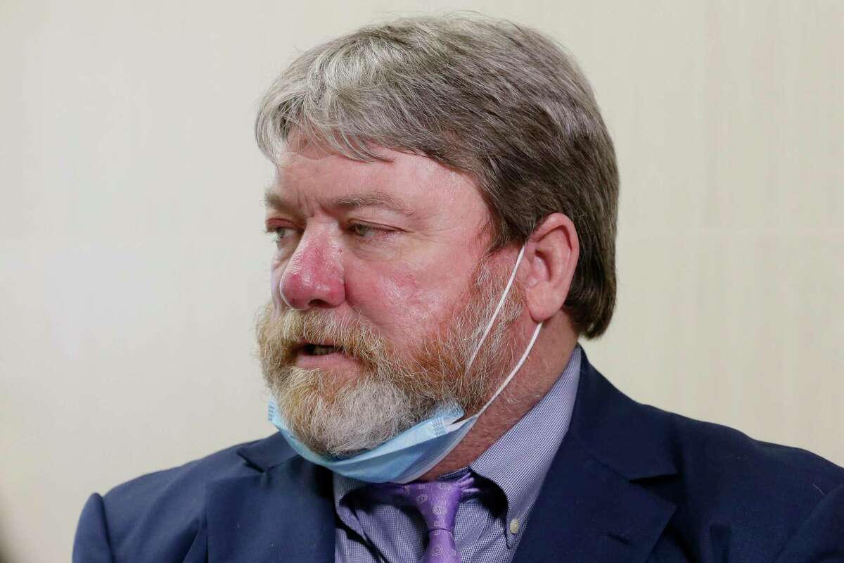 Suspects in fatal shooting of New Orleans officer each claim to be ...