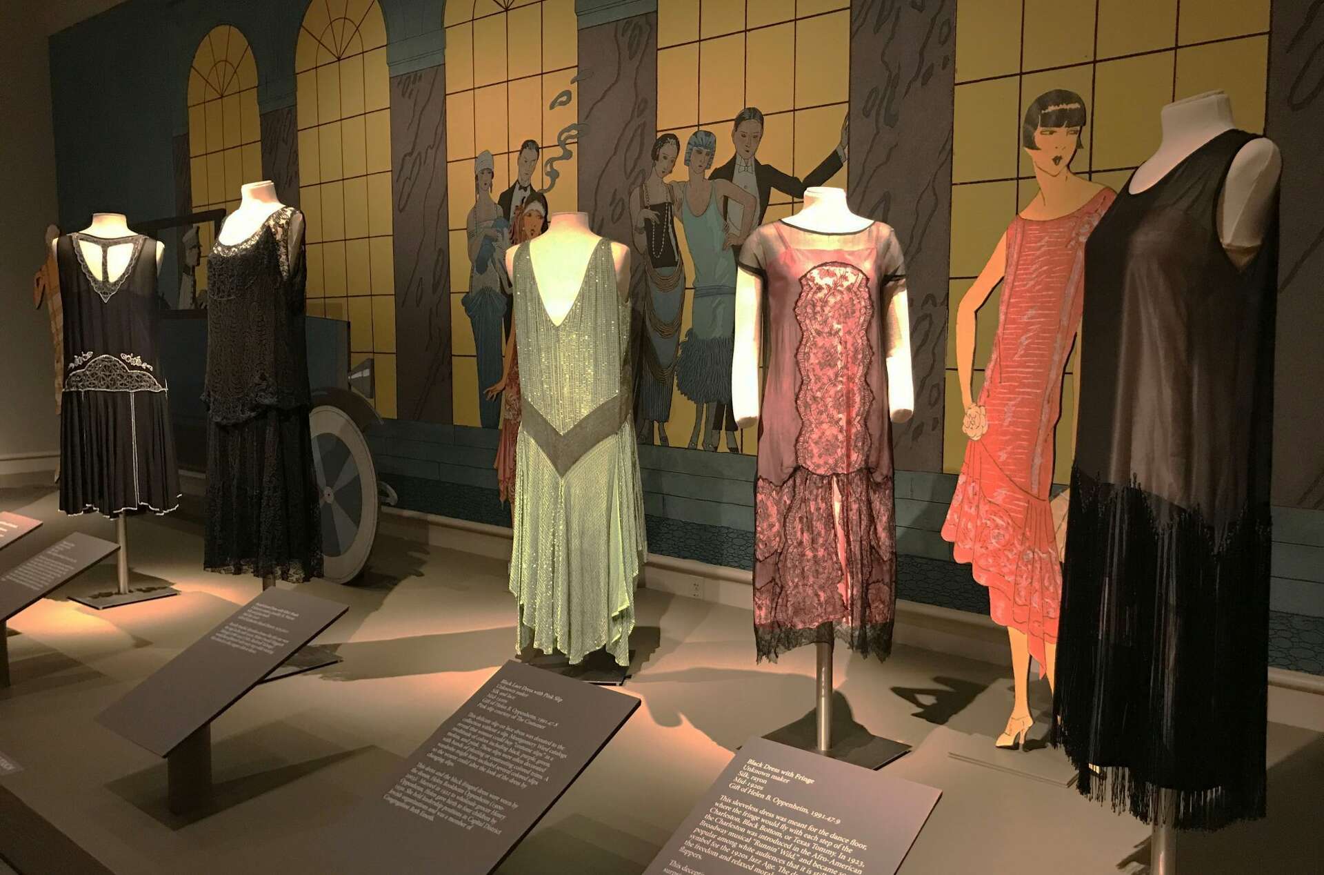Fashion the Roaring '20s way at Art Institute