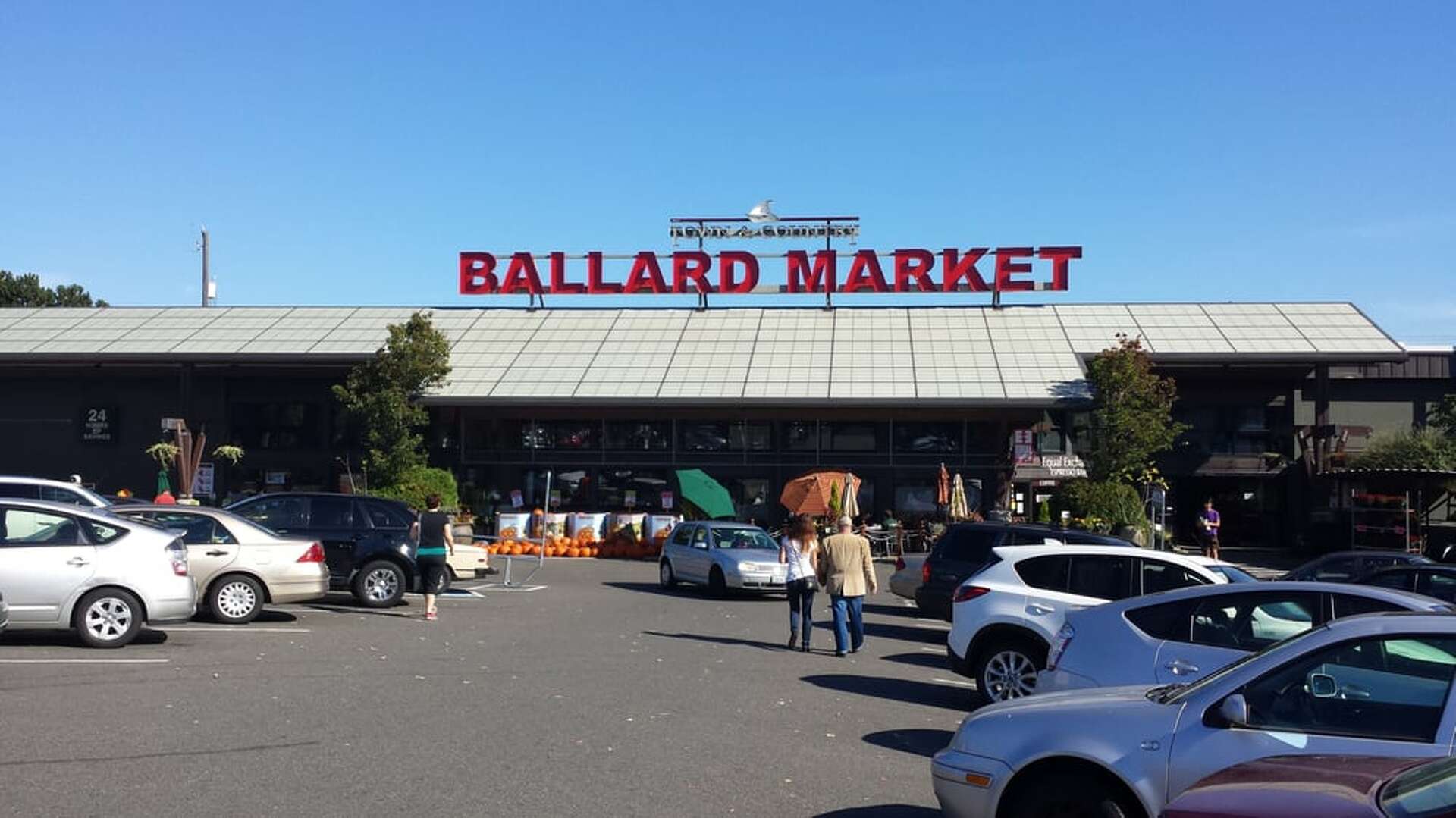 Seattle-area grocers Ballard Market, Central Market to change names